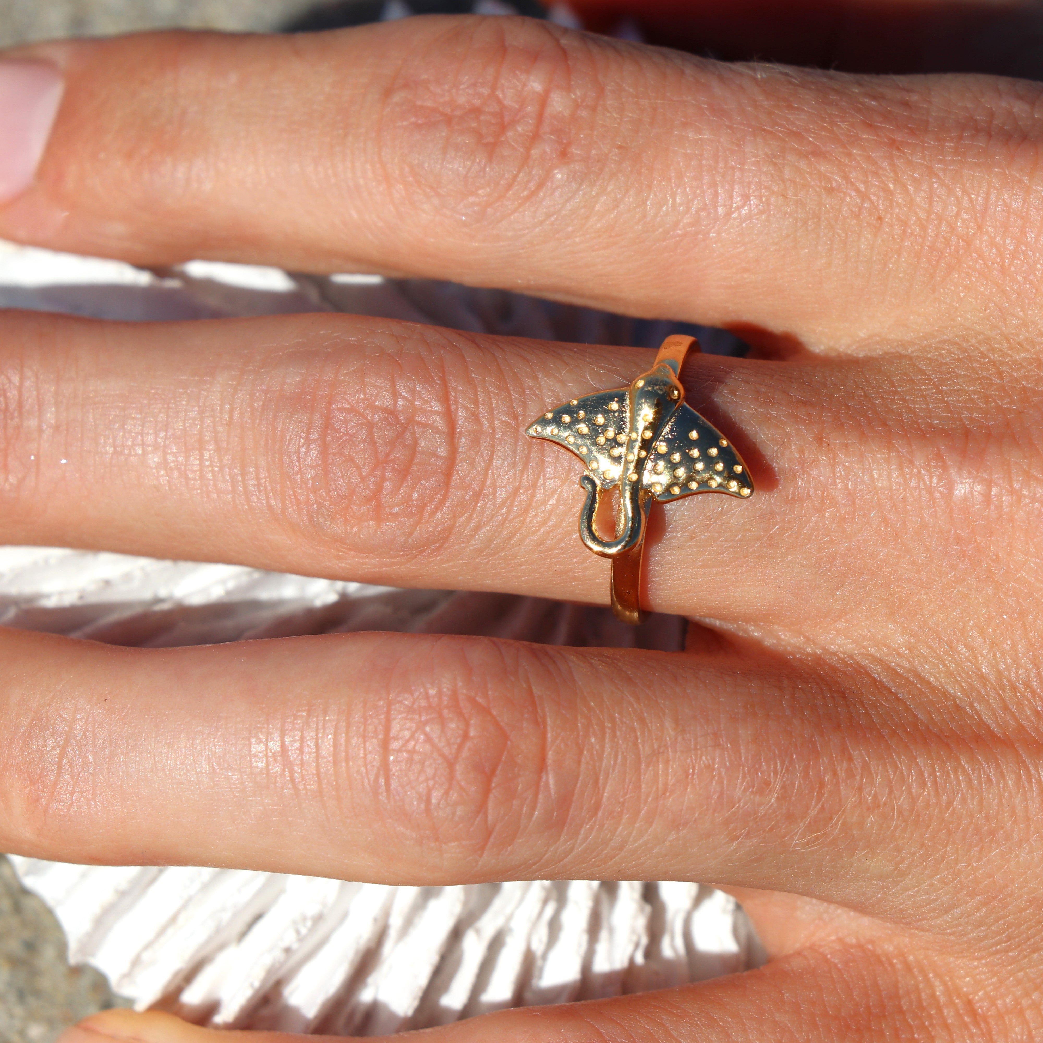 Stingray Ring Gold – MiKi Jewellery
